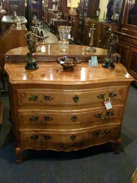 New Arrivals | Louis' Antiques incorporating The Perth Antique Centre